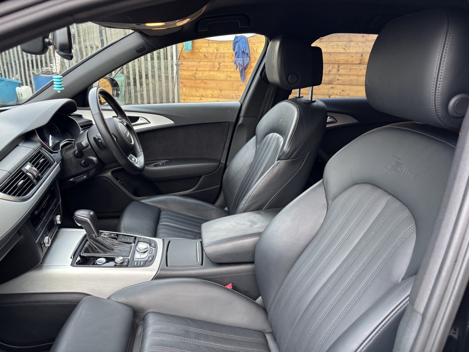 Used AUDI A6 AVANT 2016 Black for sale - £10995 in Scunthorpe, North ...
