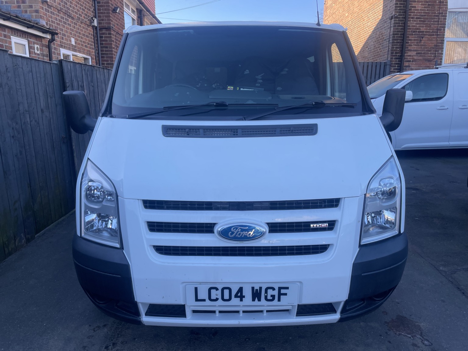 Used FORD TRANSIT 2004 White for sale - £3995 in York, Yorkshire | FB ...