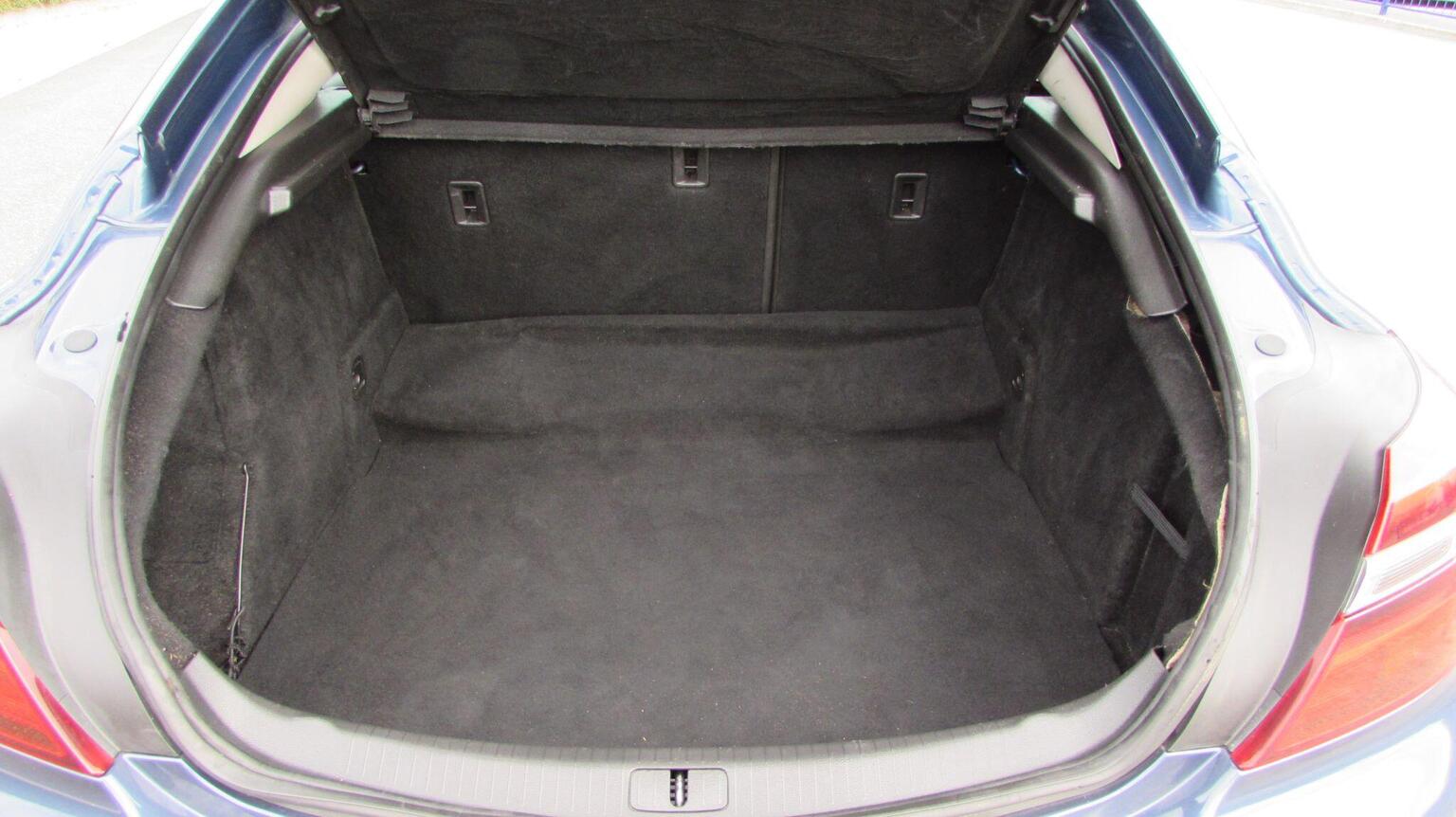 Used VAUXHALL INSIGNIA 2017 Blue for sale - £3995 in Broughton ...